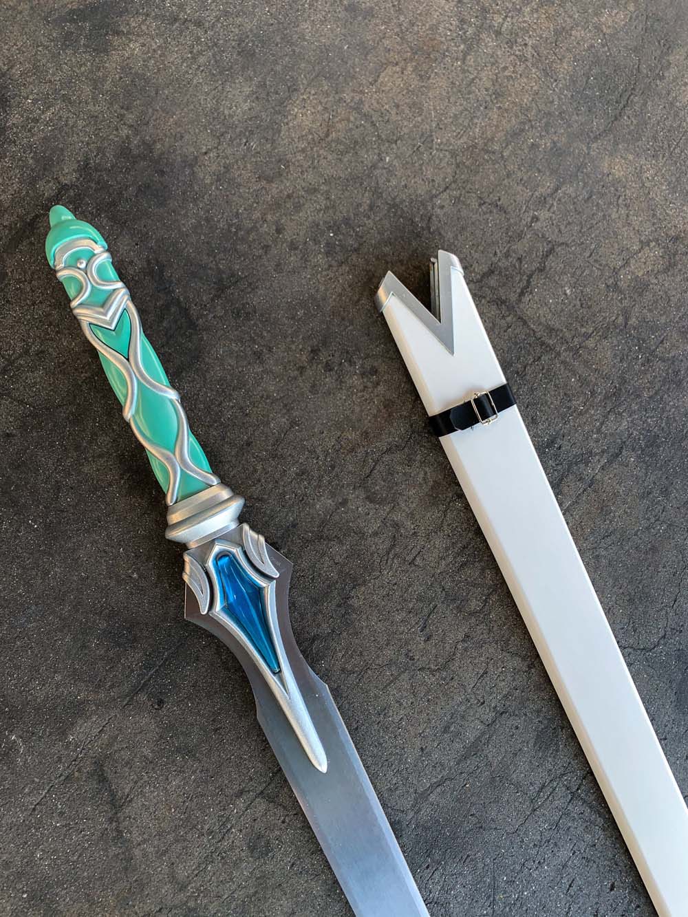 Asuna's Ray of Grace Sword – Mini Katana