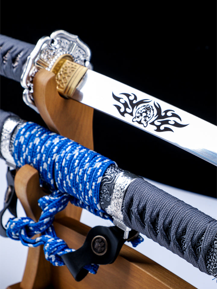 DragonClaw Sword – Mini Katana