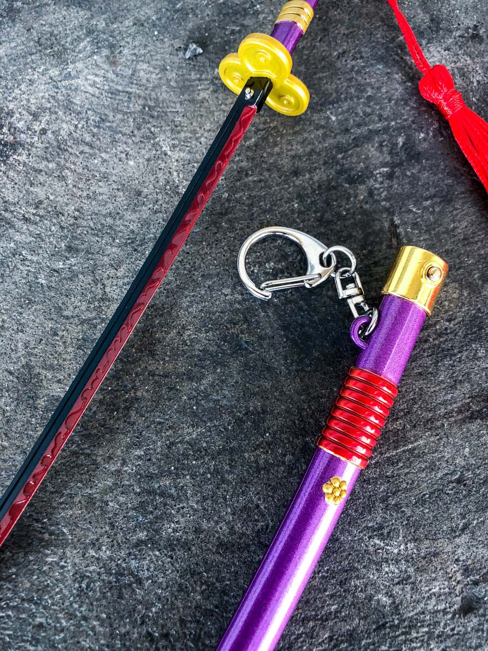 Mini Enma Katana Keychain + Stand (Purple) – Mini Katana